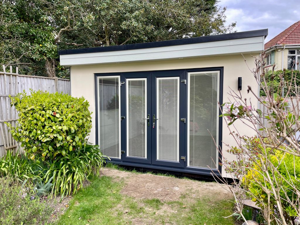 Garden Room - Highcliffe, Dorset - Executive Garden Rooms